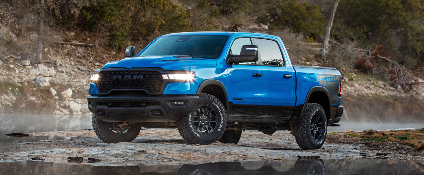 Camionetas Ram 2024 Azules New 2024 RAM 2500 BIG HORN Crew Cab In